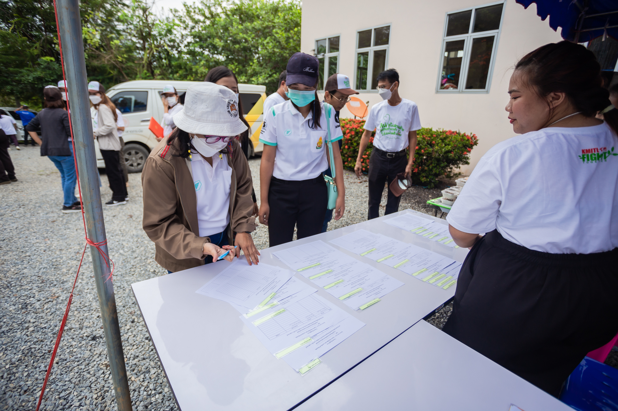 “คืนใจให้ด่านช้าง ปลูกต้นกล้าให้แผ่นดิน” – BUILD KMITL